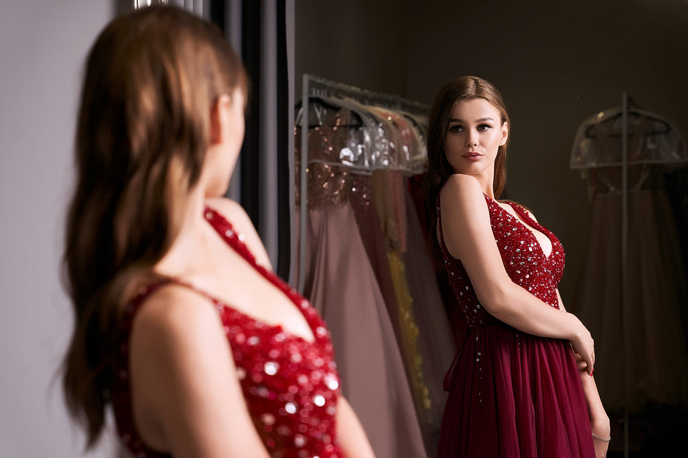 What to Wear to Prom: Finding the Best Prom Dress for You